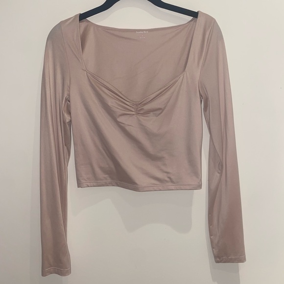 Sunday Best | Tops | Sunday Best Sweetheart Neckline Long Sleeve | Poshmark